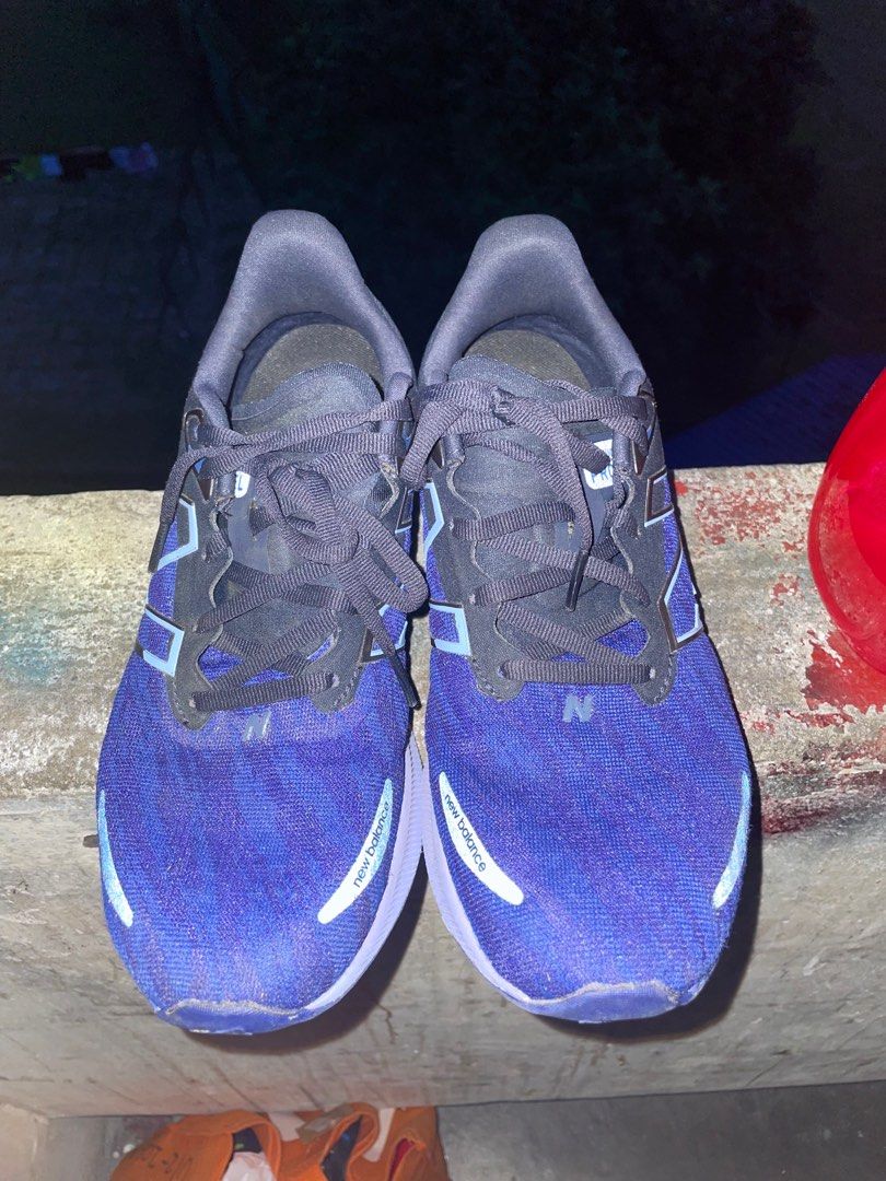 New Balance Fuel Cell V3, Women's Fashion, Footwear, Sneakers on Carousell