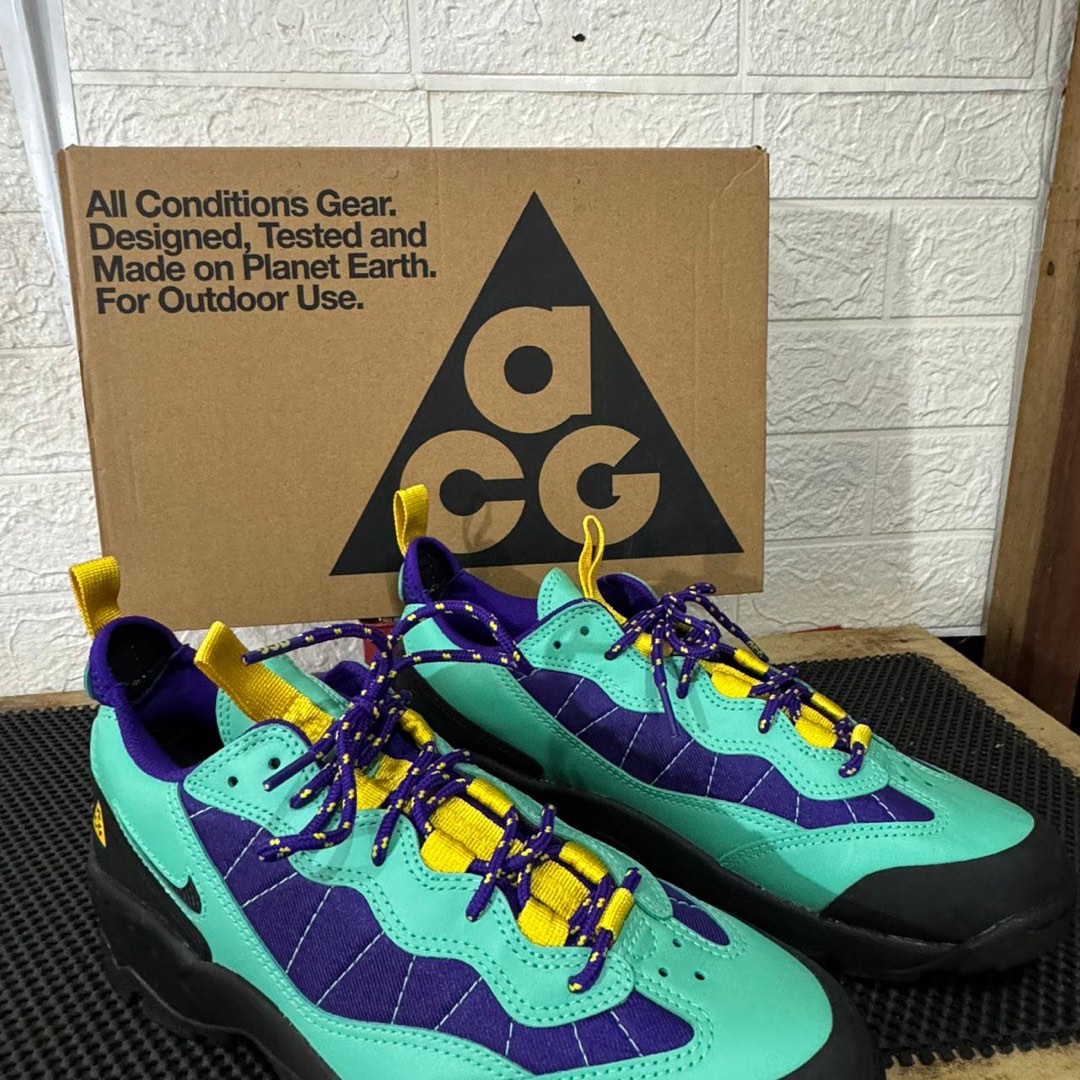 Nike ACG air mada light meta, Fesyen Pria, Sepatu , Sneakers di Carousell