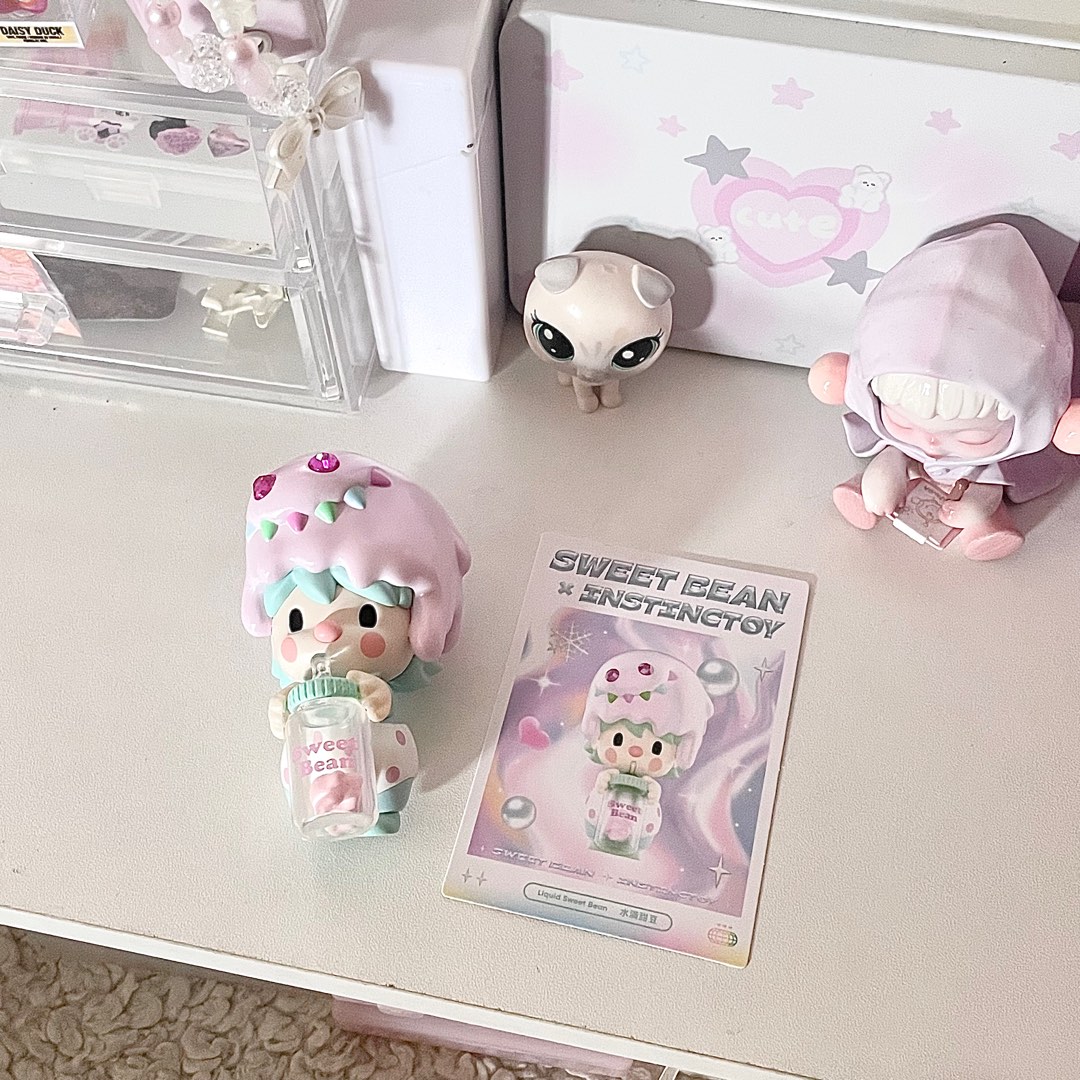 Pop Mart Sweet Bean & Molly, Hobbies & Toys, Toys & Games on Carousell
