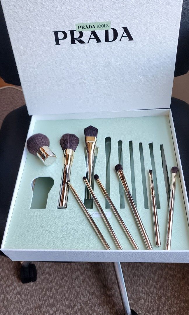 prada makeup brushes