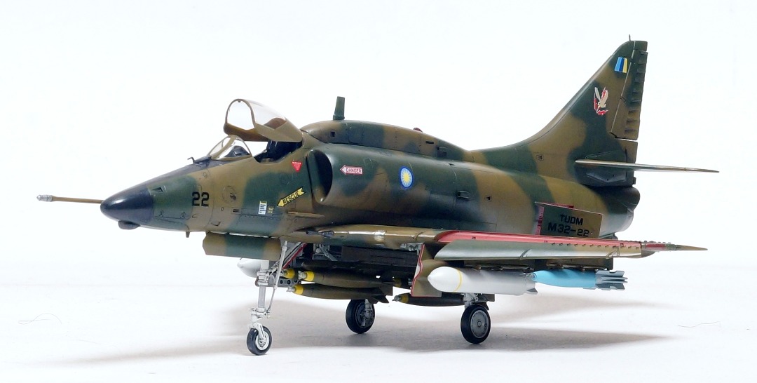pre order 1/48 Skyhawk TUDM RMAF fighter aircraft plastic model ...
