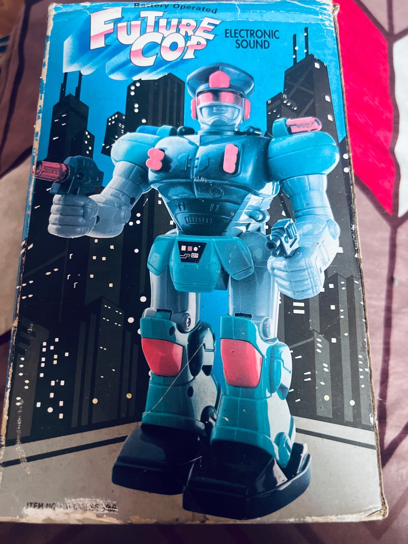 ROBOT LAMA 90’s, Hobbies & Toys, Toys & Games on Carousell