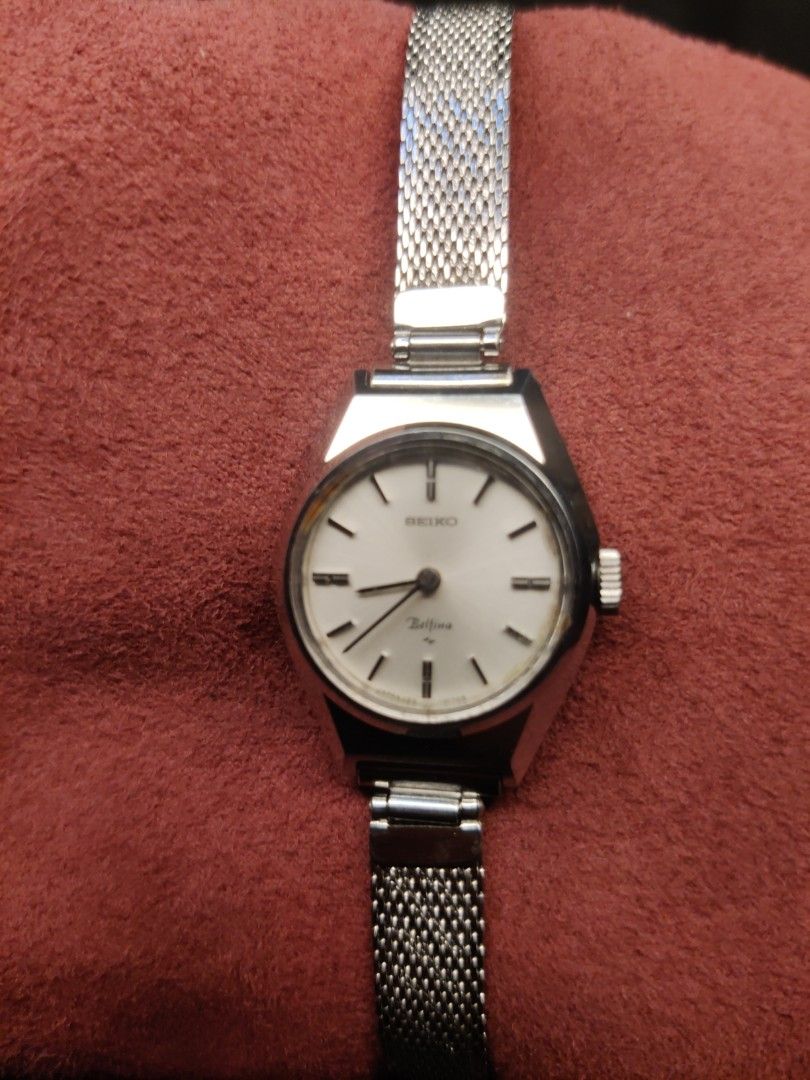 Seiko vintage manual winding watch. Tip top, Women's Fashion, Watches ...