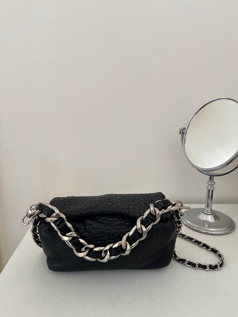 Silver Chain Sling Bag, Women's Fashion, Bags & Wallets, Shoulder Bags ...