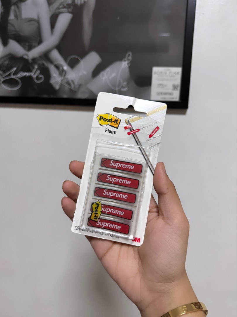 Supreme Post it flags fw19, Hobbies & Toys, Stationary & Craft ...