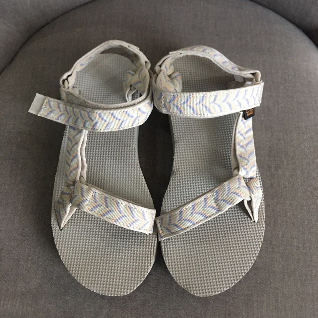 TEVA SANDALS, Women's Fashion, Footwear, Sandals on Carousell