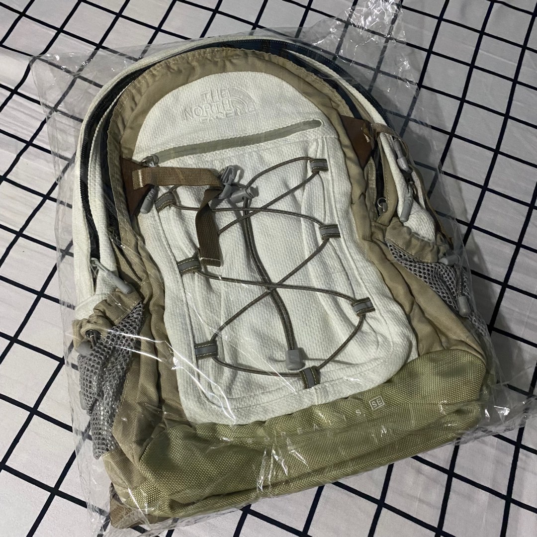 THE NORTH FACE Borealis SE Backpack, Women's Fashion, Bags & Wallets ...