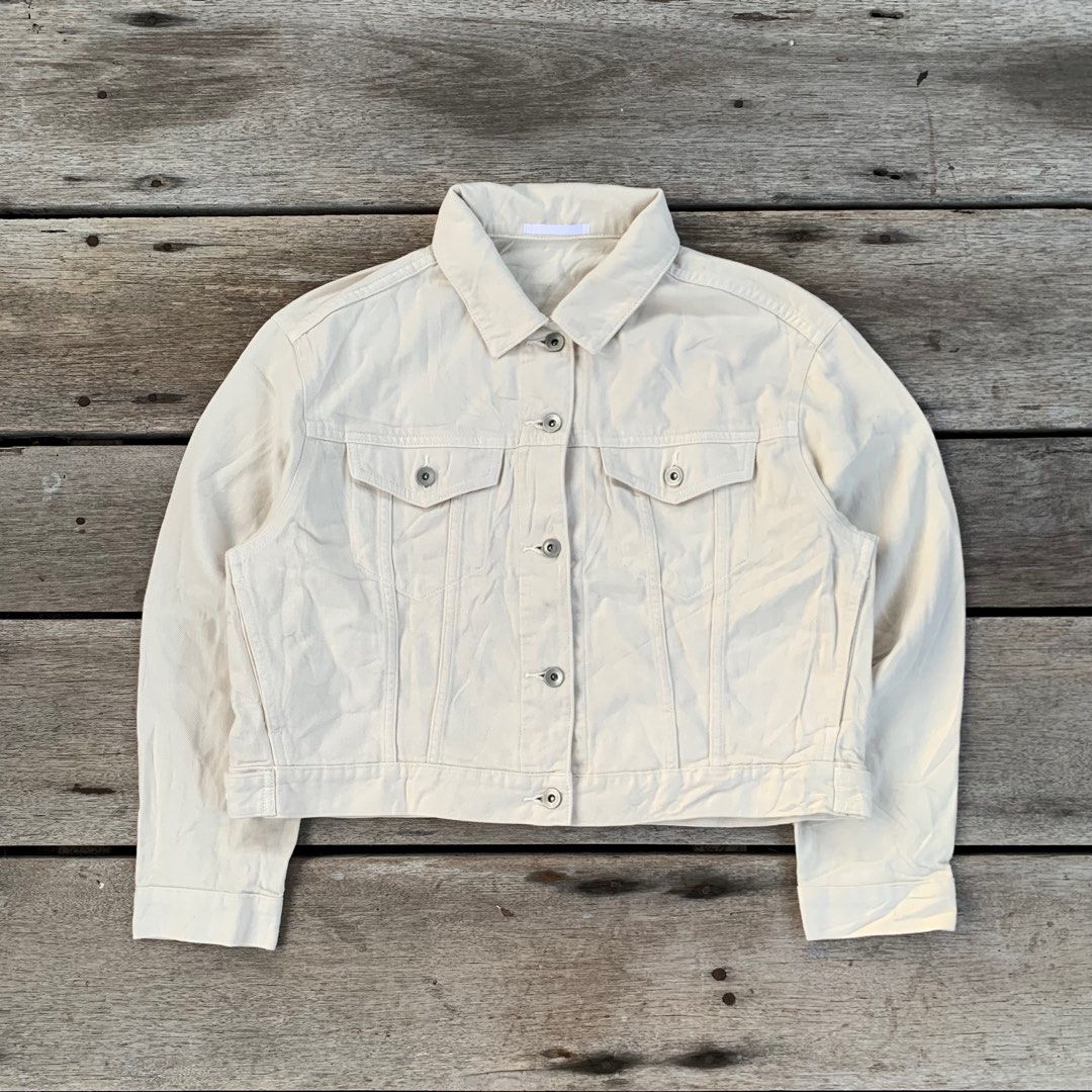 Uniqlo Women Denim Cropped Jacket, Women's Fashion, Coats, Jackets and ...