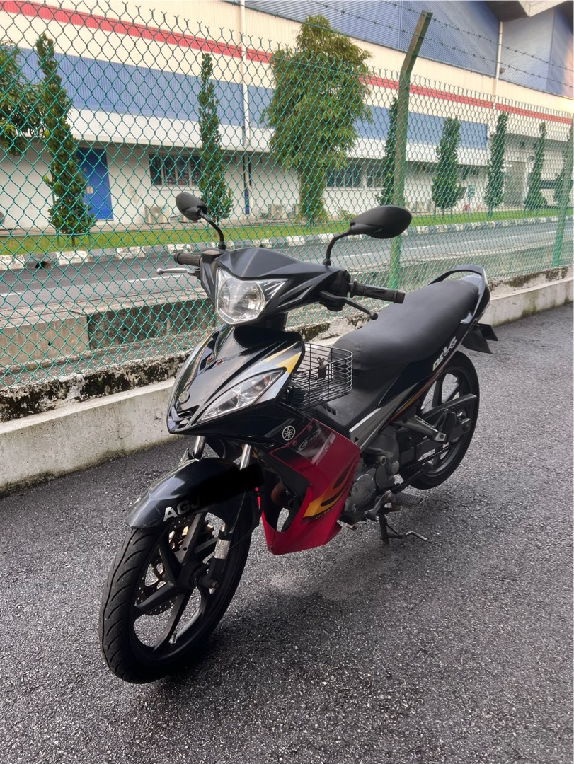 YAMAHA 135LC ES v1, Motorbikes on Carousell