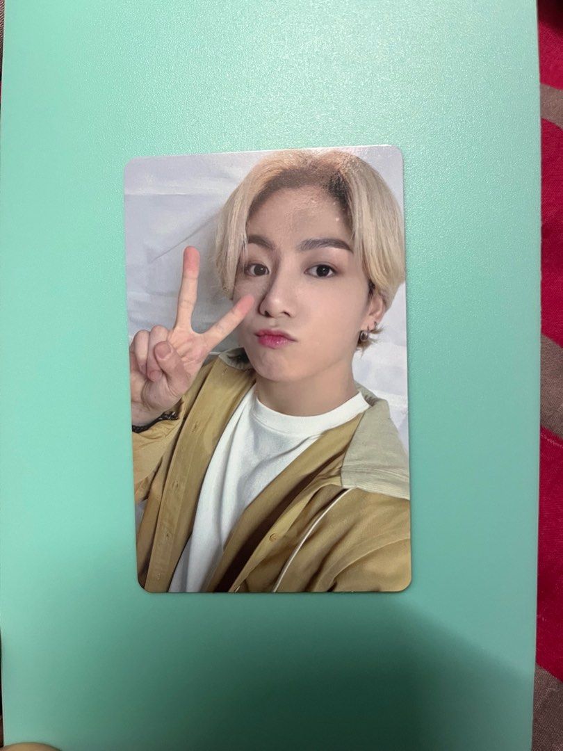 BTS Jungkook / Jk Photocard BE album POB, Hobbies & Toys, Collectibles ...
