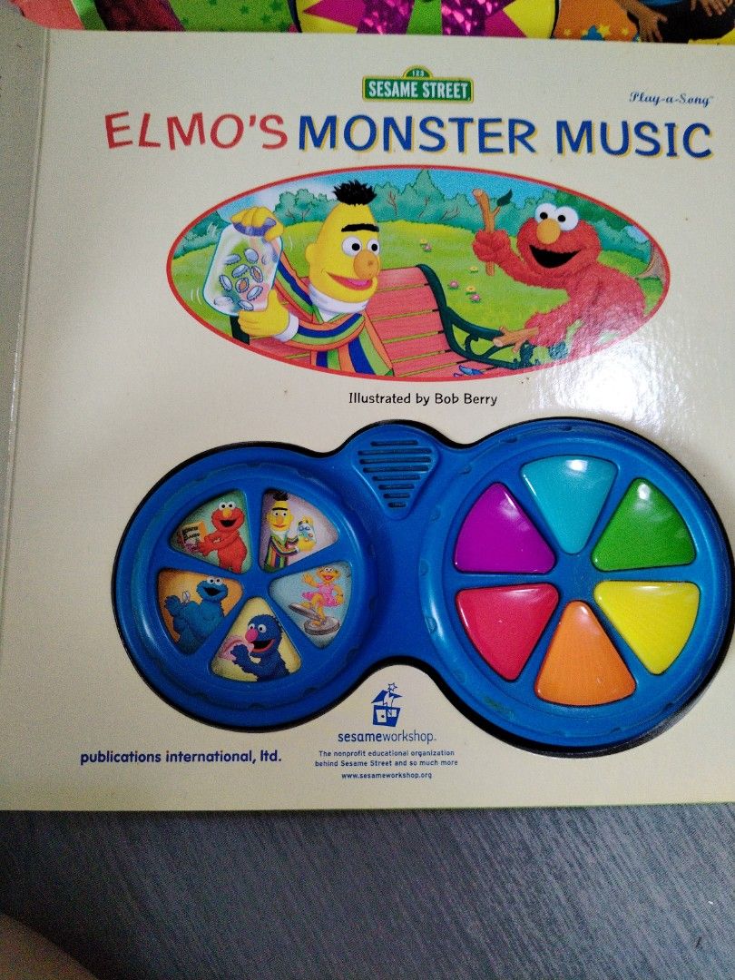 Elmo's Monster Music, 興趣及遊戲, 書本 & 文具, 小說及非小說 - Carousell
