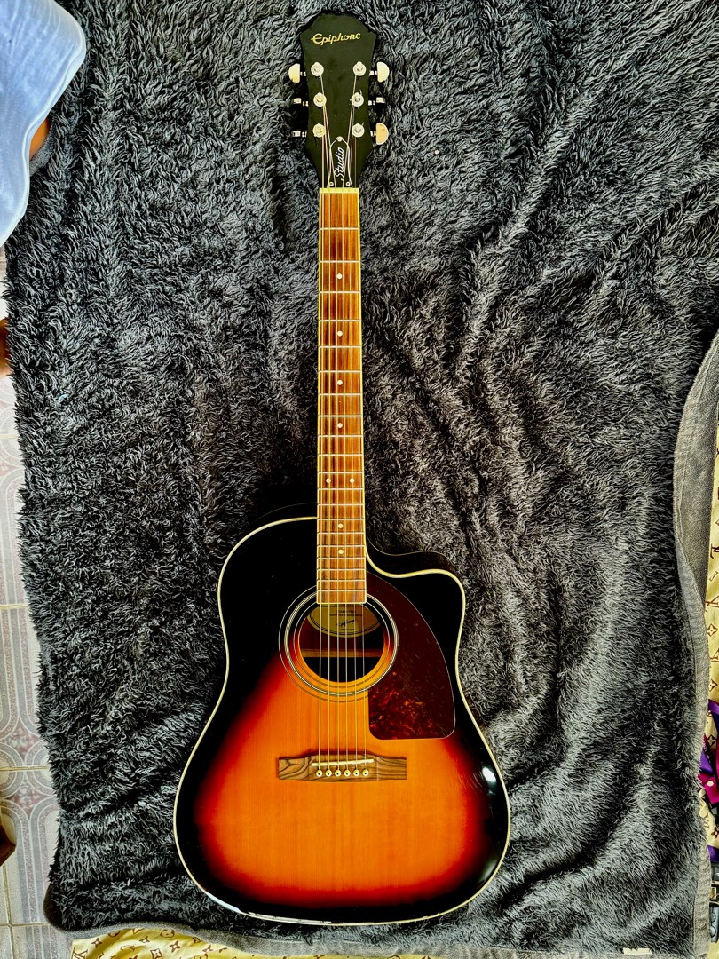 Epiphone Acoustic Guitar, Hobbies & Toys, Music & Media, Musical ...