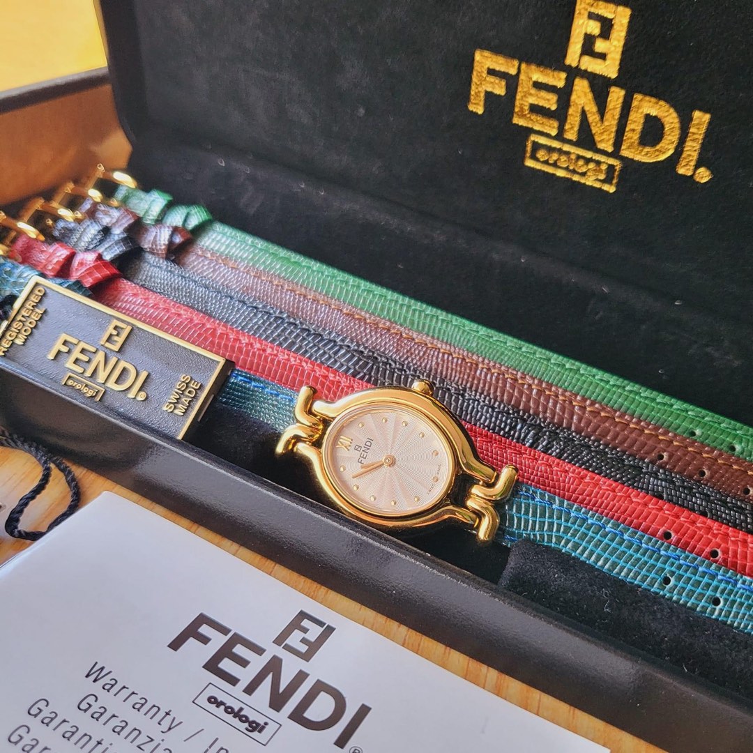 FENDI w/ 5 changeable straps Watch, Women's Fashion, Watches ...