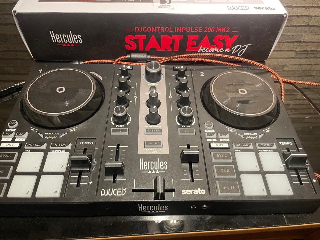 Hercules DJControl Inpulse 200 MK2 DJ Controller, Audio, Portable Music ...