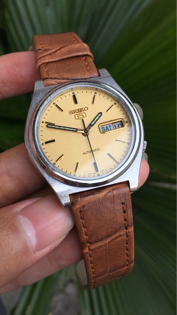 Jam Tangan Vintage seiko 5 7009 automatic, Fesyen Pria, Jam Tangan di Carousell