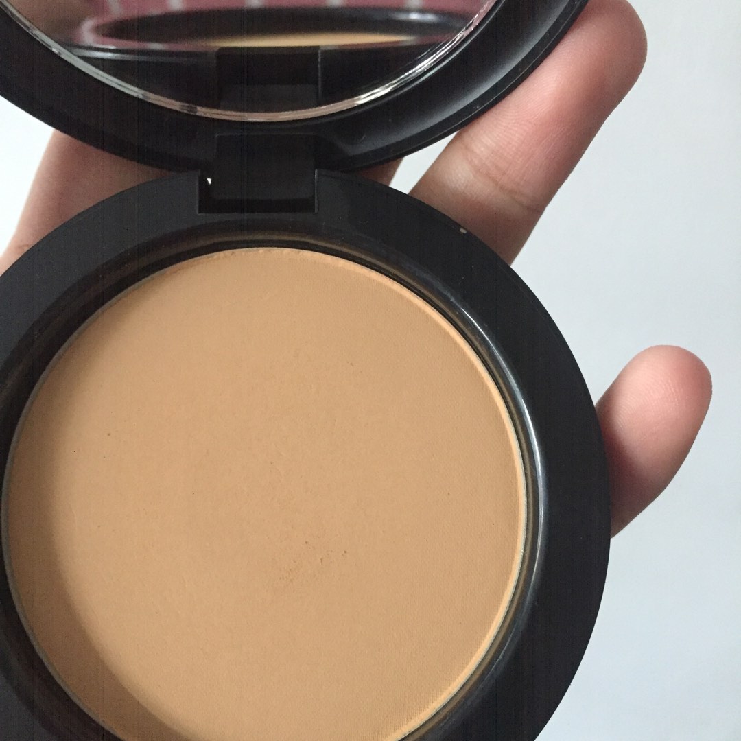 Maybelline Fit Me Compact Powder (Matte+Poreless, 16H Oil control ...