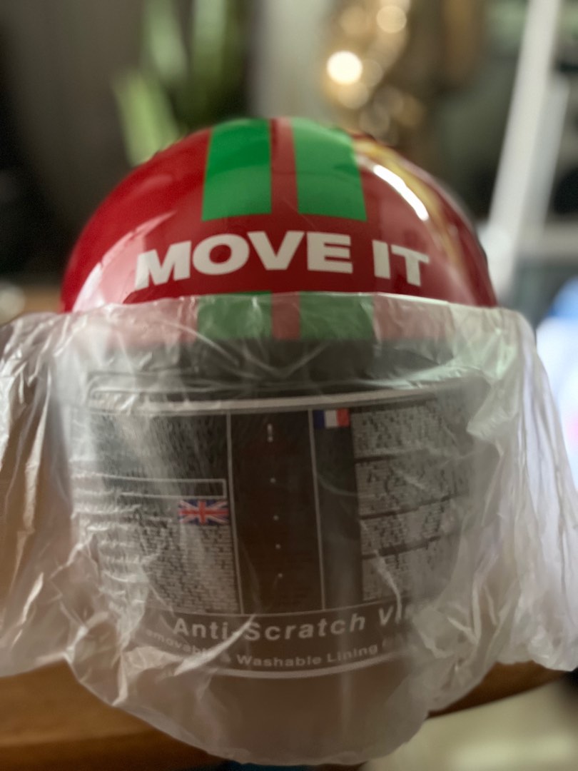 Move it Helmet, Motorbikes, Motorbike Parts & Accessories, Helmets and ...