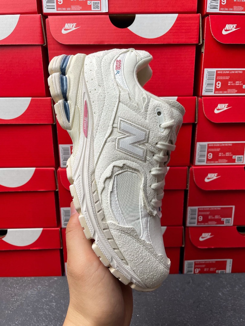 NB 2002R Protection Pack 'Sea Salt', Women's Fashion, Footwear ...