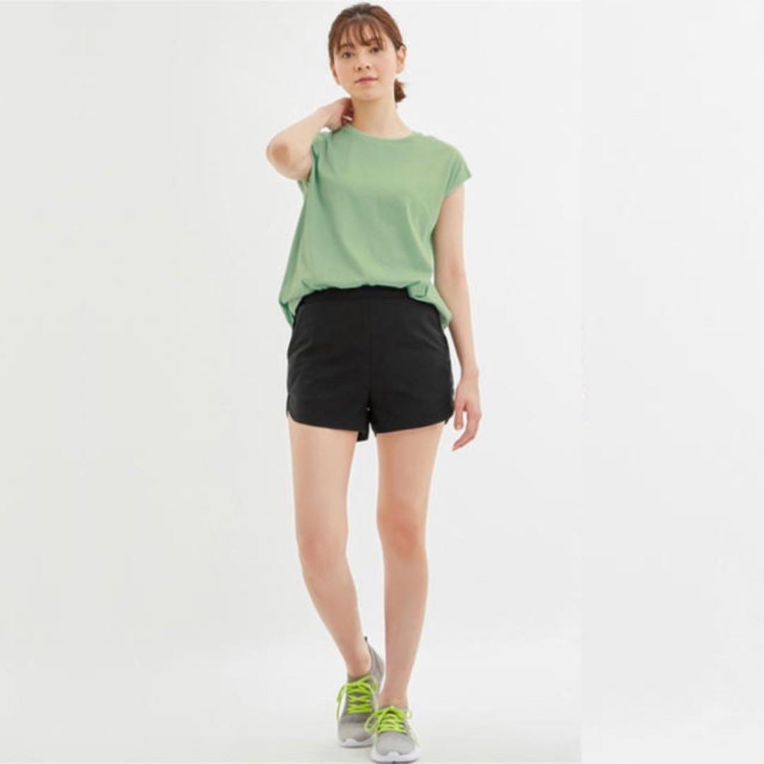 NEW GU SPORT active short, Women's Fashion, Activewear on Carousell