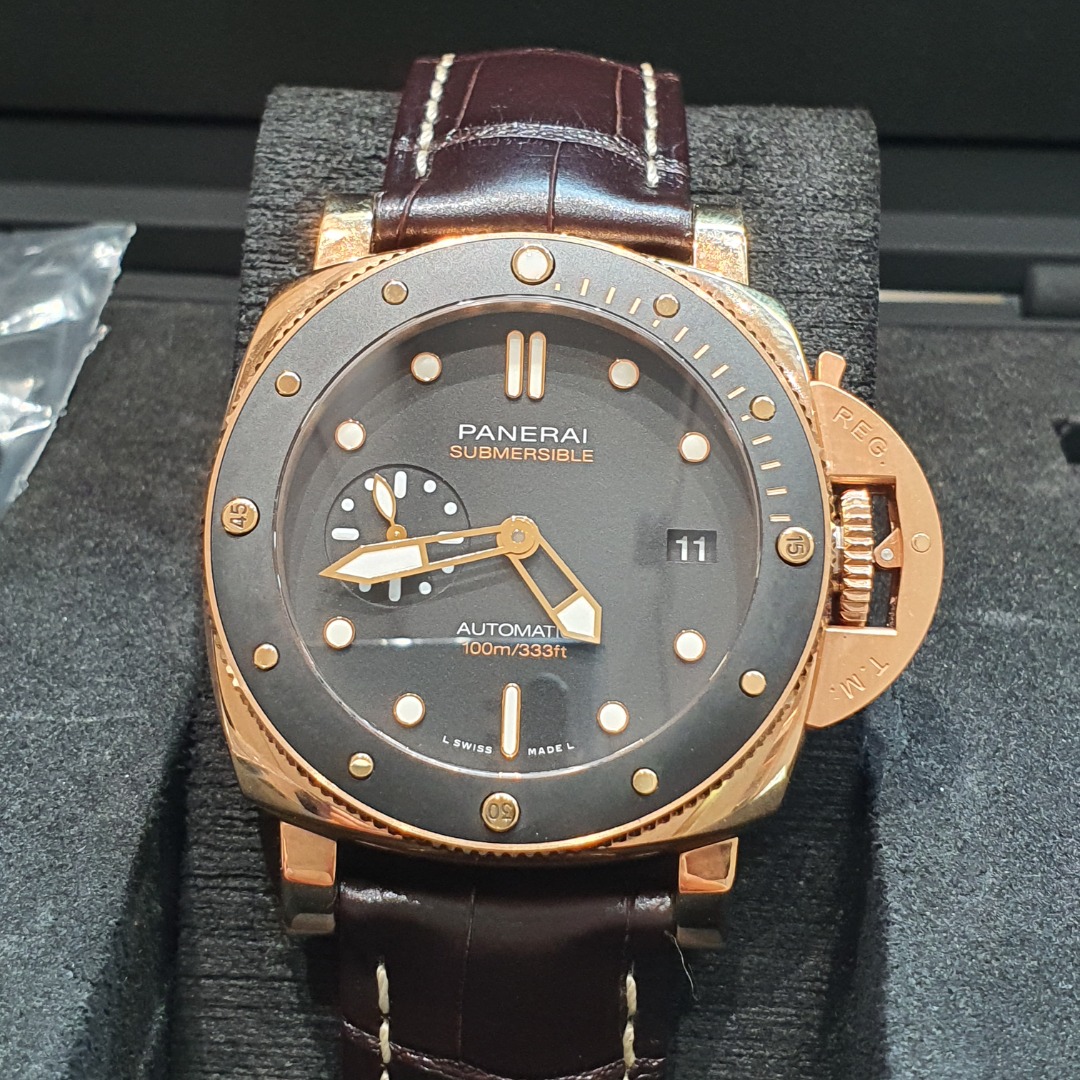 PANERAI Luminor Submersible PAM00974, Luxury, Watches on Carousell