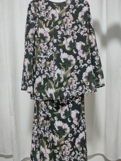 Poplook Ambika Blouse & Skirt - Cream/Beige/Gold, Women's Fashion ...