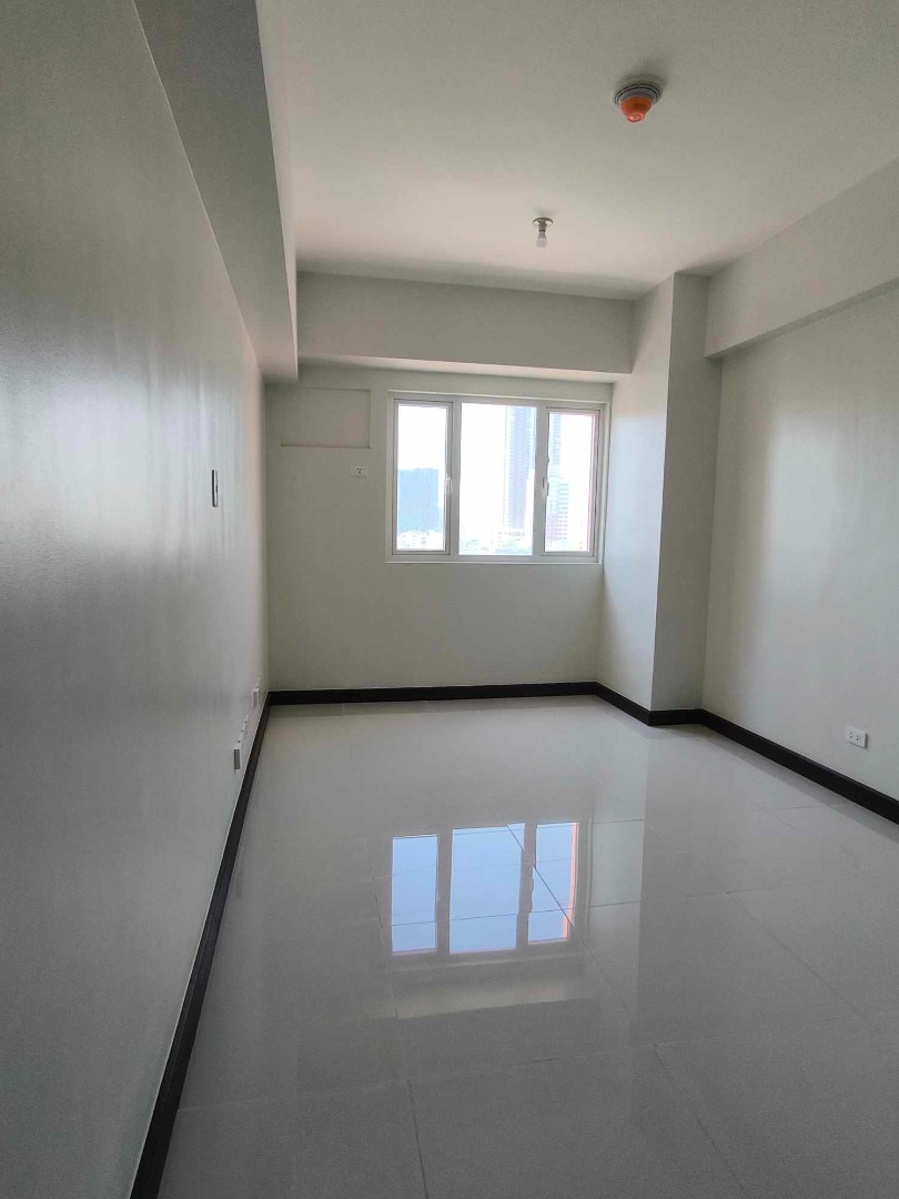 ready for occupancy studio one Condo in pasay studio arellano ...