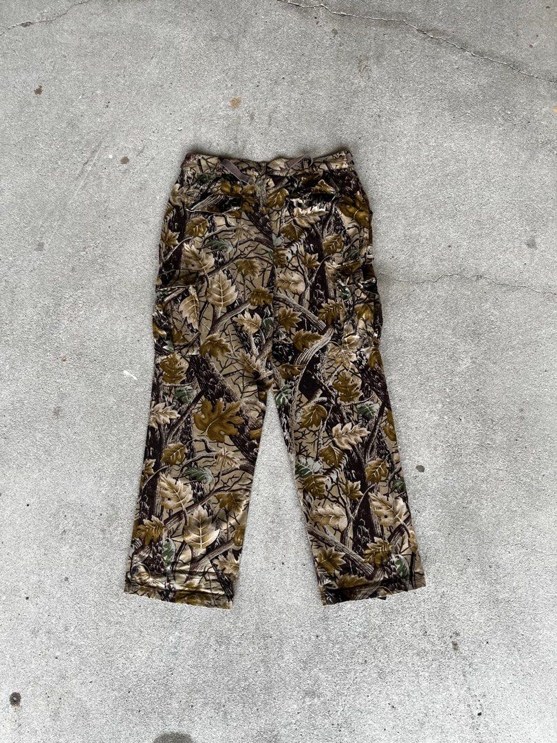 real tree pants, Men's Fashion, Bottoms, Jeans on Carousell