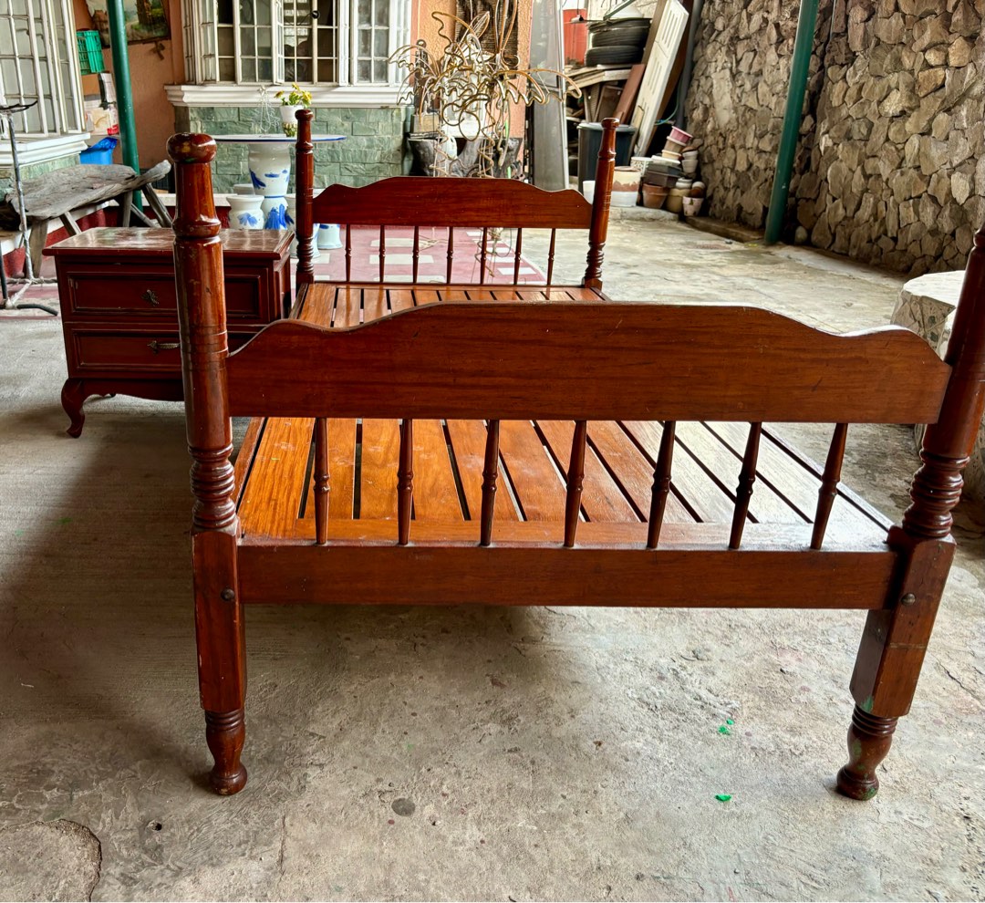 SOLID NARRA BED & SIDE TABLE Set, Furniture & Home Living, Furniture ...