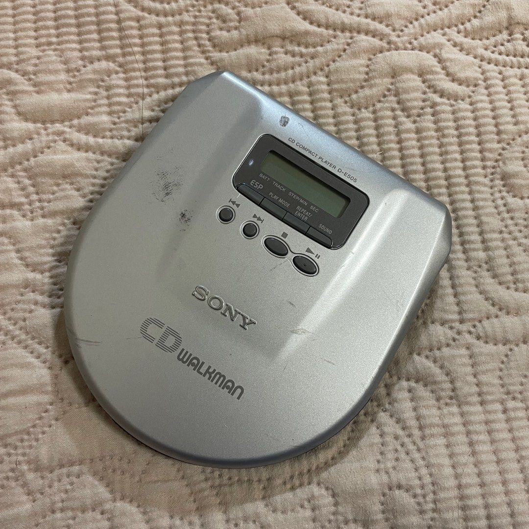 Sony CD compact player Walkman D-E505, Audio, Other Audio Equipment on ...