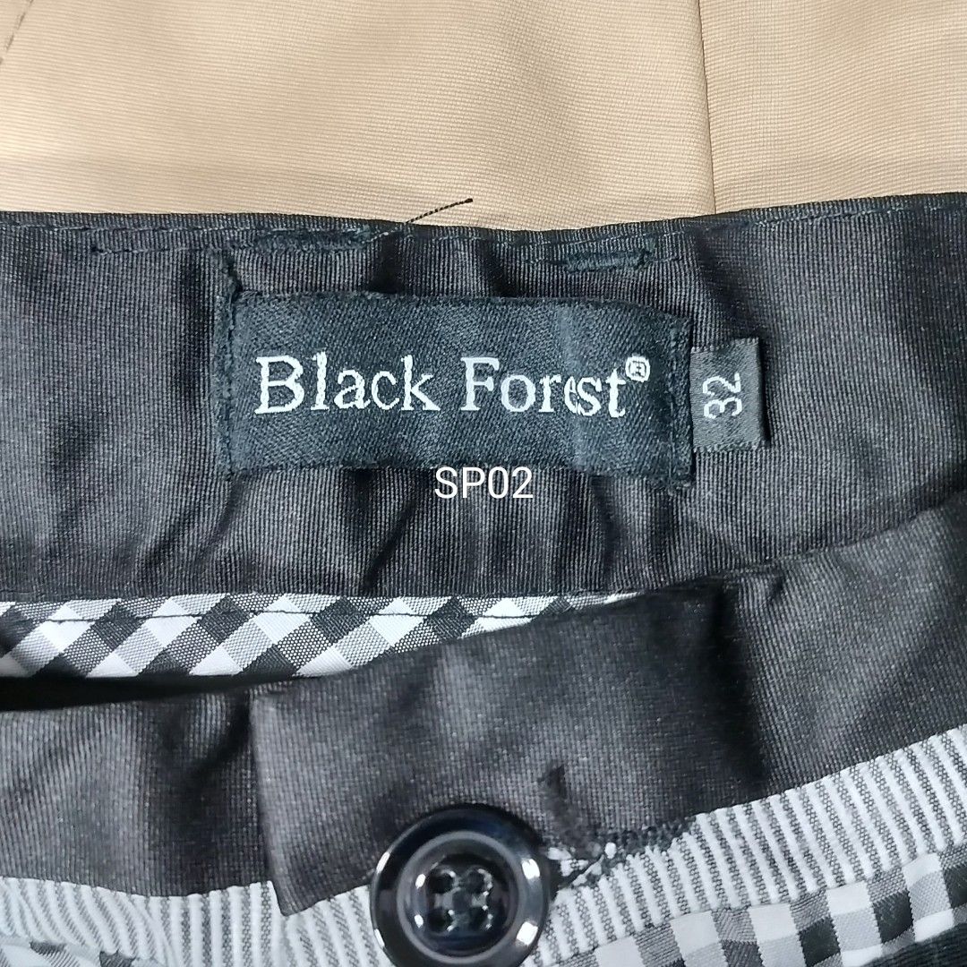 SPO2 Black Forest Short, Men's Fashion, Bottoms, Chinos on Carousell