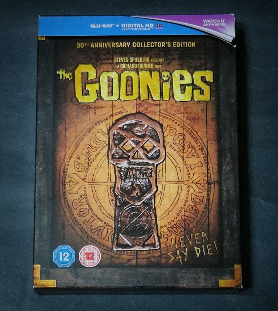 The Goonies 30th Anniversary Collector's Edition Blu-ray Set (UK ...