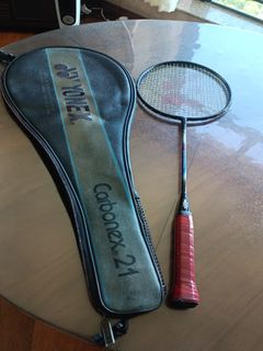 YY Yonex 全碳羽毛球拍x2 套裝 Badminton racket set, 運動產品, 運動與體育, 運動與體育 - 球拍和球類運動 ...