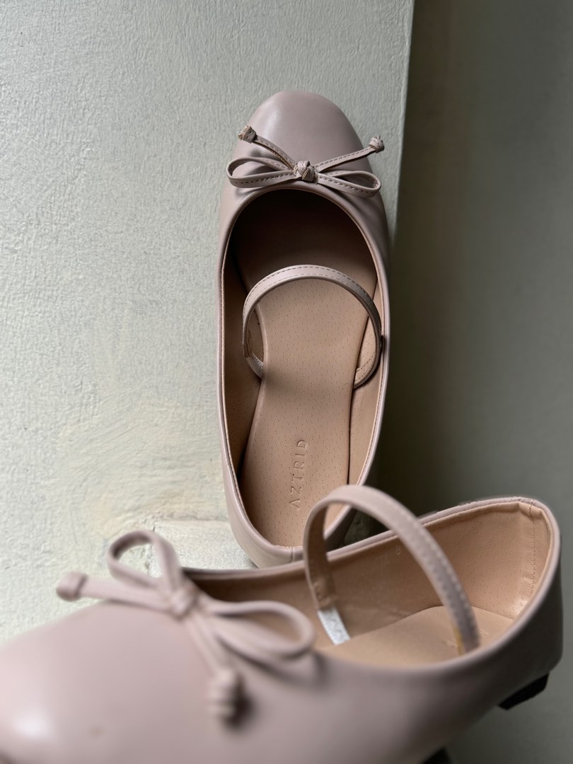 Aztrid Dakota ballet flats, Women's Fashion, Footwear, Flats & Sandals ...