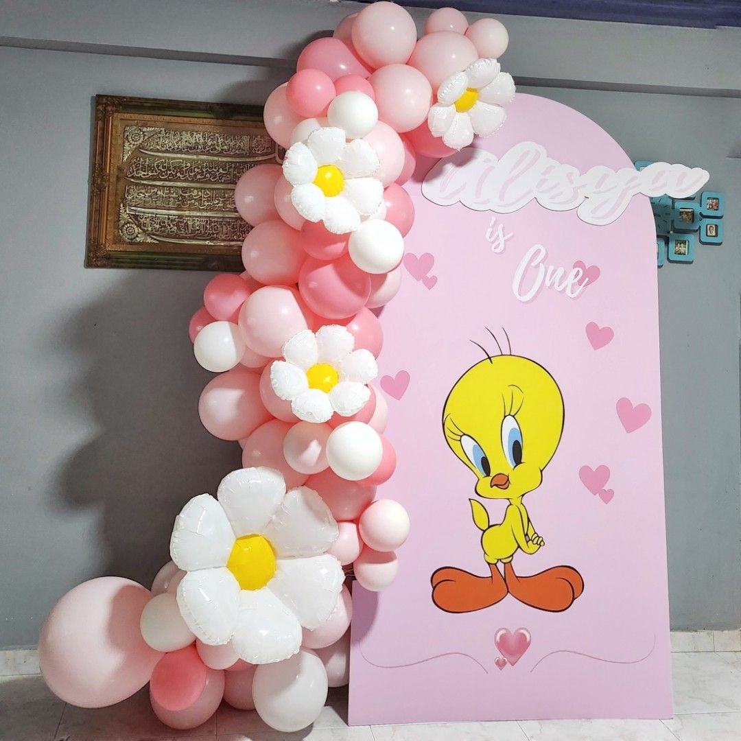 tweety bird theme