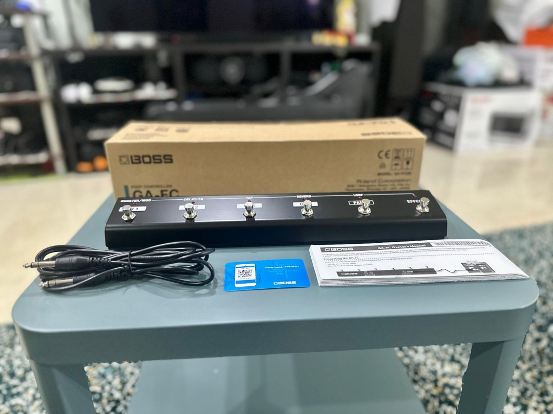 BOSS GA-FC GA Foot Controller (New), Hobbies & Toys, Music & Media ...
