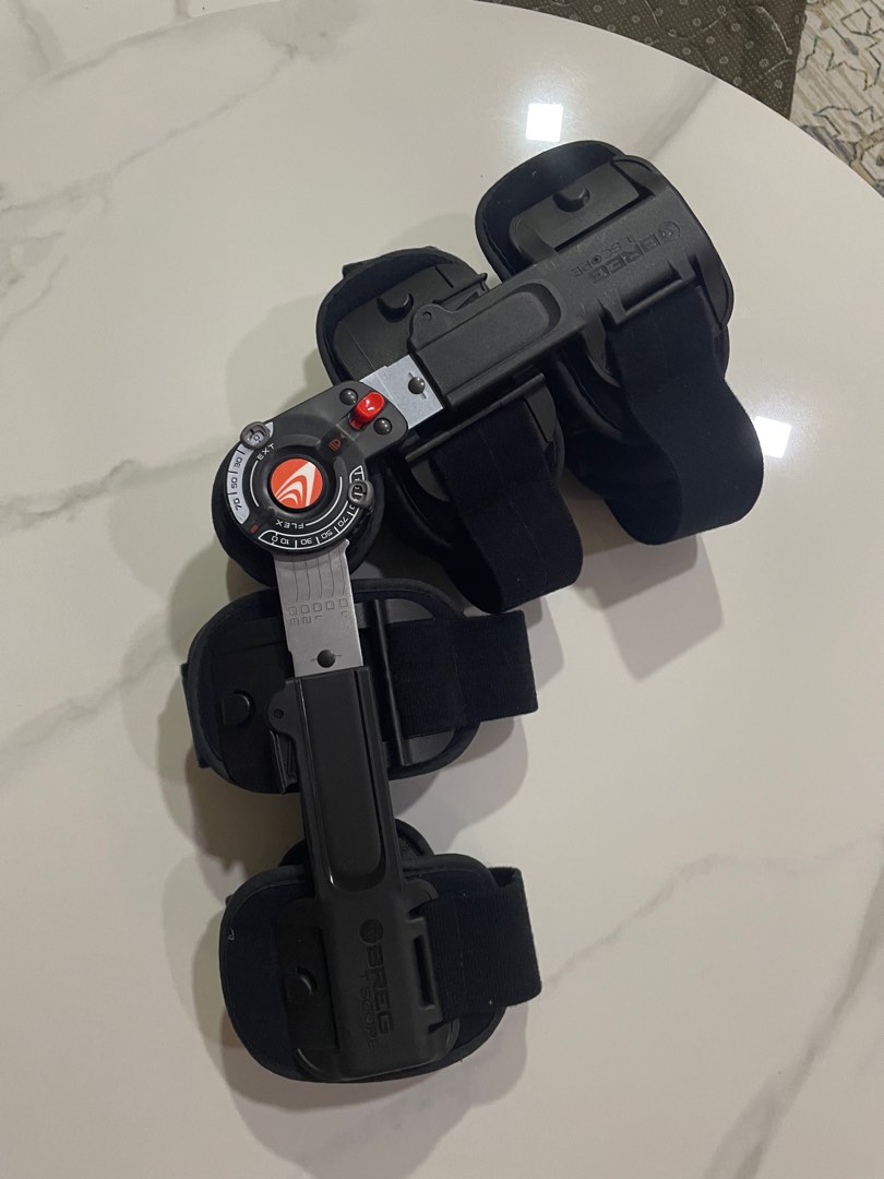 Breg T-Scope dan Elbow Crutches set., Community on Carousell