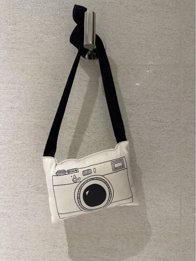 Novelty Gift Camera Plushie Soft Toy with Strap (Rare Item), Hobbies ...