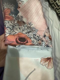 Duckscarve Boxes, Women's Fashion, Muslimah Fashion, Hijabs on Carousell
