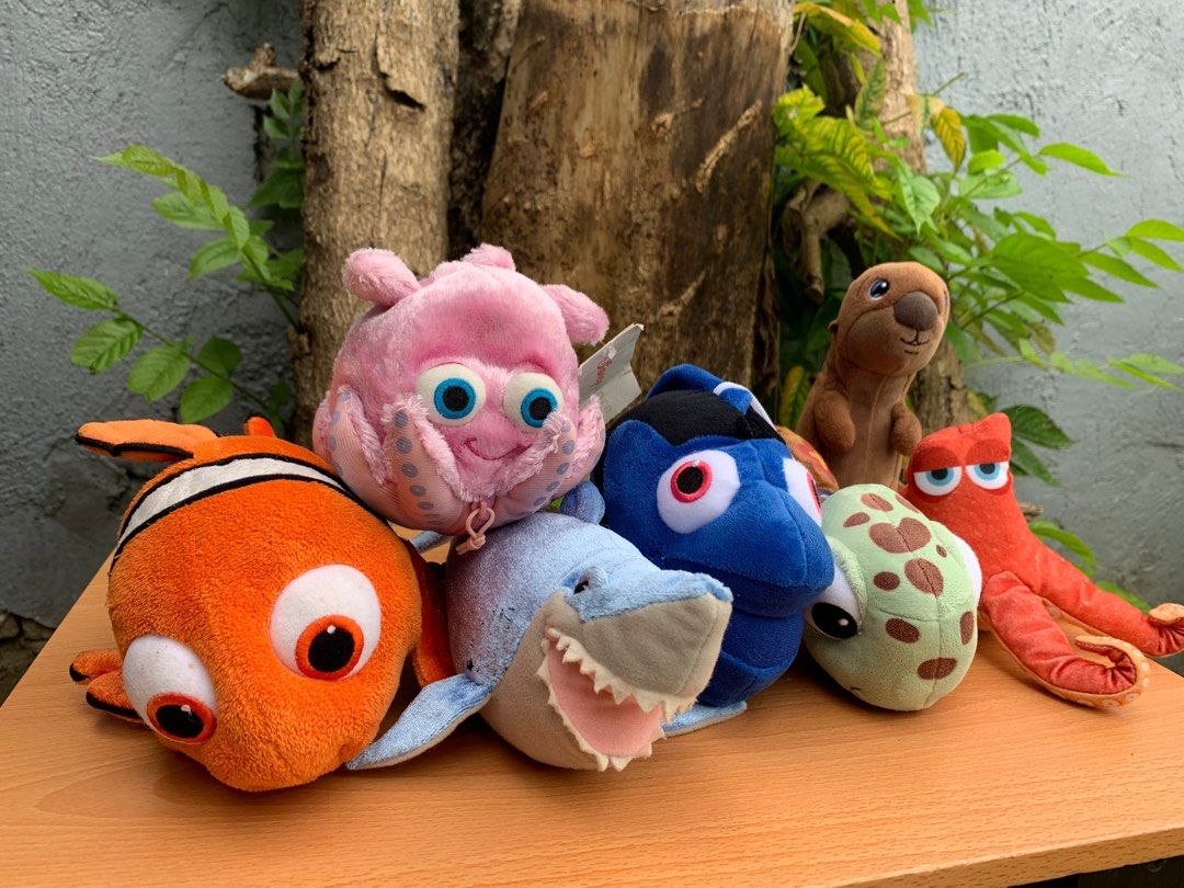 Finding Nemo/Dory Disney Pixar, Hobbies & Toys, Toys & Games on Carousell