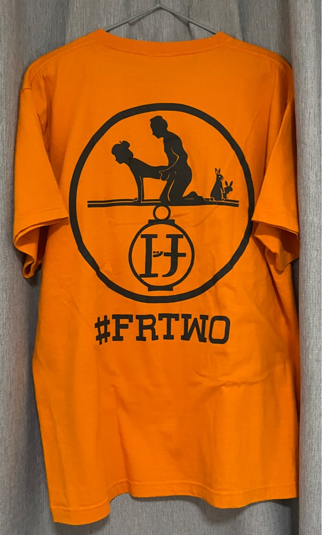 Fr2 柳限定 百万石色情兎, 男裝, 上身及套裝, T-shirt、恤衫、有領衫 - Carousell