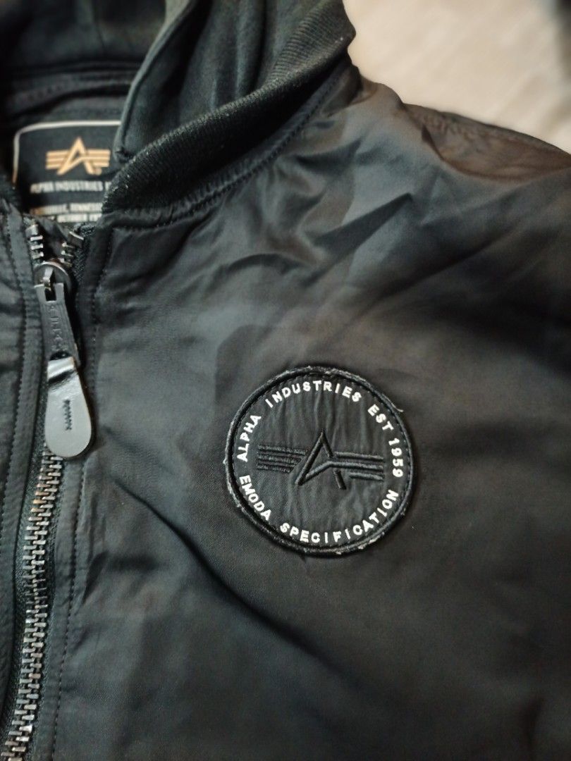Jaket bomber alpha industries, Fesyen Pria, Pakaian , Baju Luaran di ...