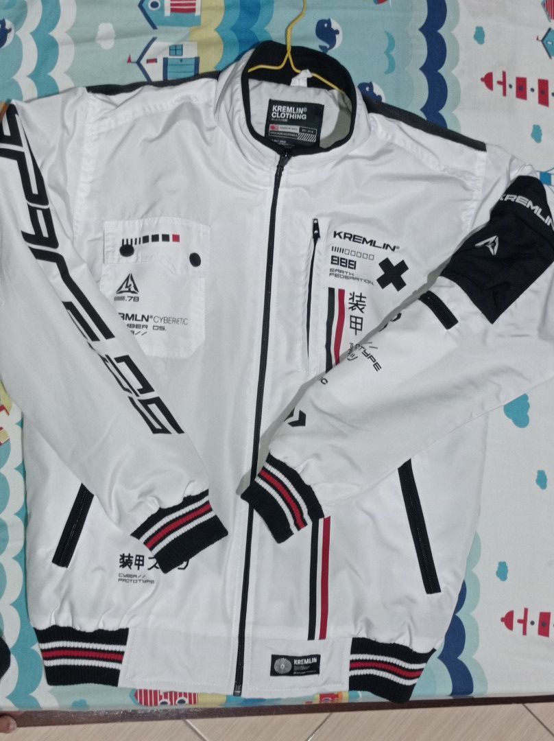KREMLIN CLOTHING BOMBER JACKET SPACE WHITE [PRELOVED], Fesyen Pria ...