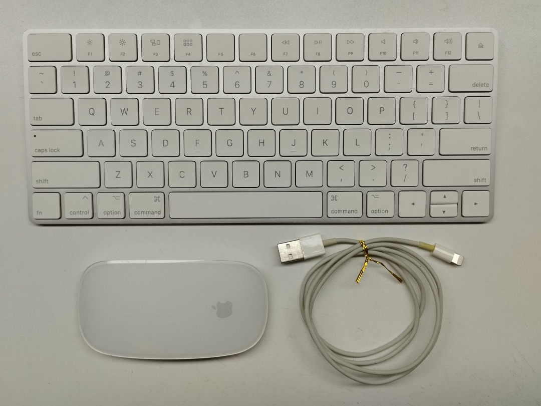 Mac keyboard + mouse 鍵盤 連原裝差電線 第一代滑鼠 滑鼠有盒, 電腦＆科技, 電腦周邊及配件, 電腦鍵盤及相關產品 ...
