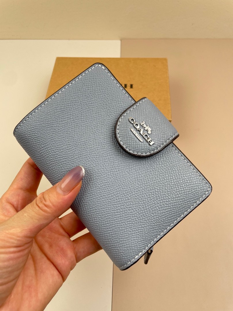 New Coach Corner Zip Wallet (Blue), Luxury, Bags & Wallets on Carousell