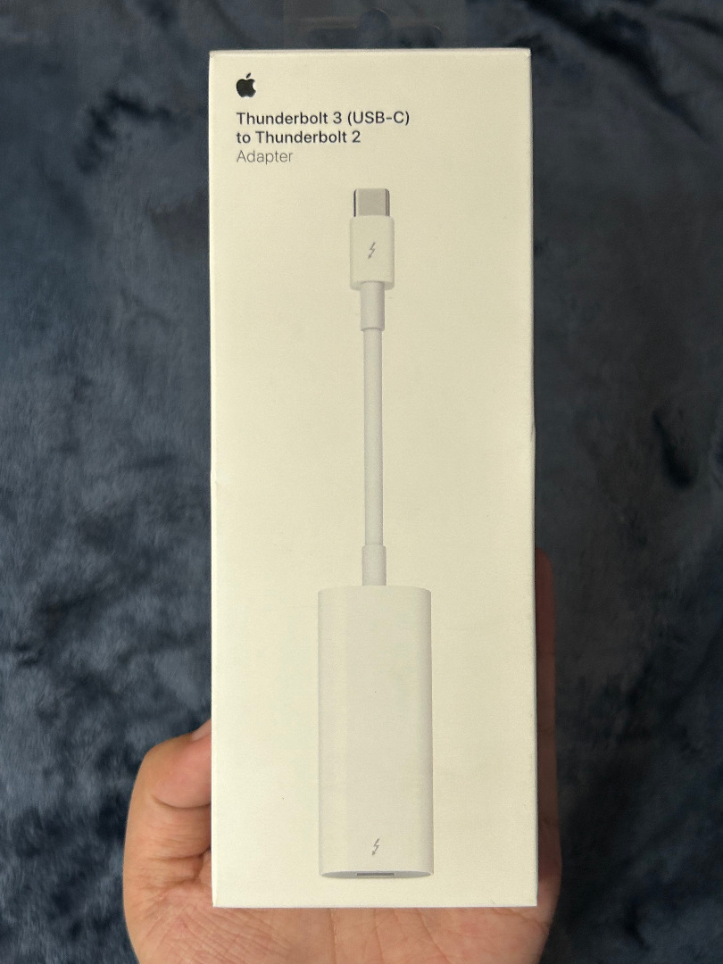 Original Apple Thunderbolt 3 (USB-C) to Thunderbolt 2 Adapter ...