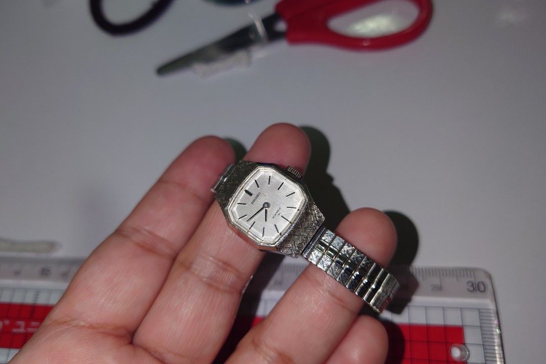 Seiko made in Japan, Women's Fashion, Watches & Accessories, Watches on ...