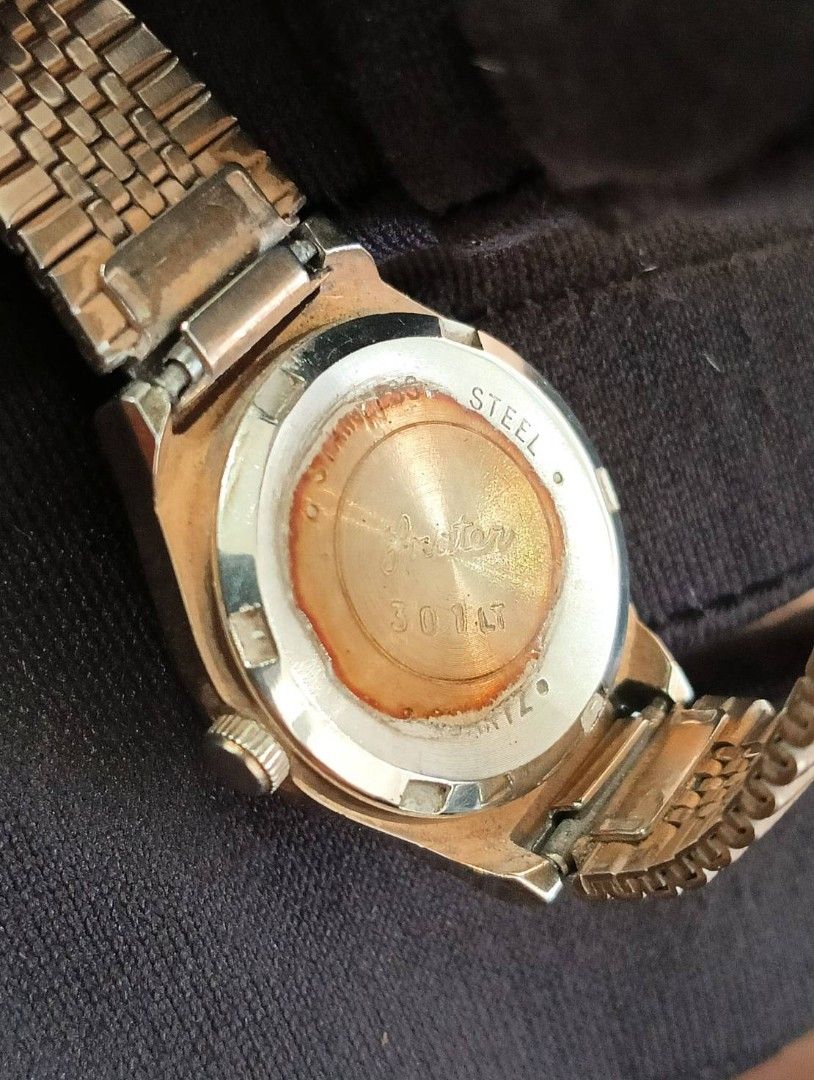 Snater 全金 實用 生活防水 可正常使用 女石英錶 手圍17.5公分, 她的時尚, 手錶及配件, 手錶在旋轉拍賣