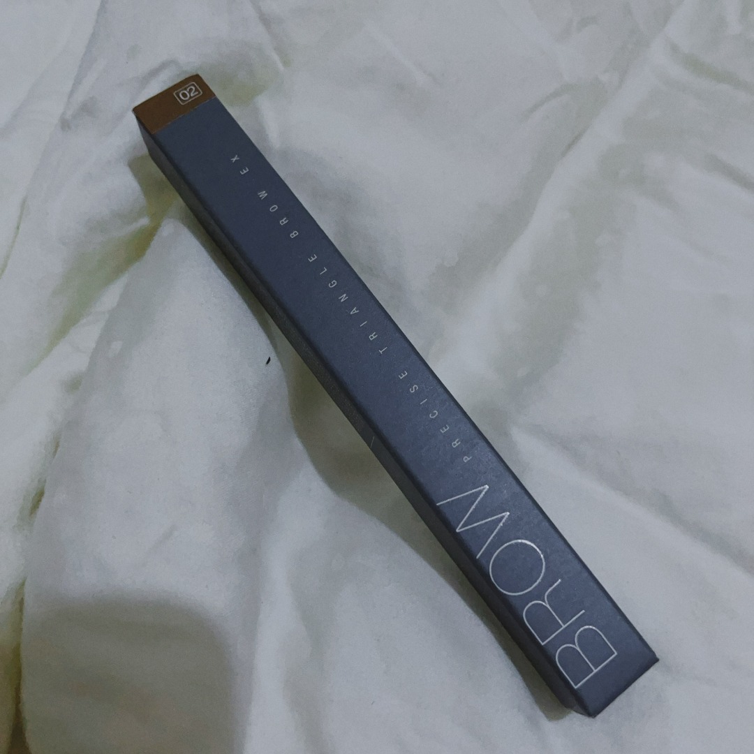 (全新)Solone 天生好手極細三角眉筆 EX, 香水、美妝、保養, 臉部彩妝、保養與清潔, 化妝品在旋轉拍賣