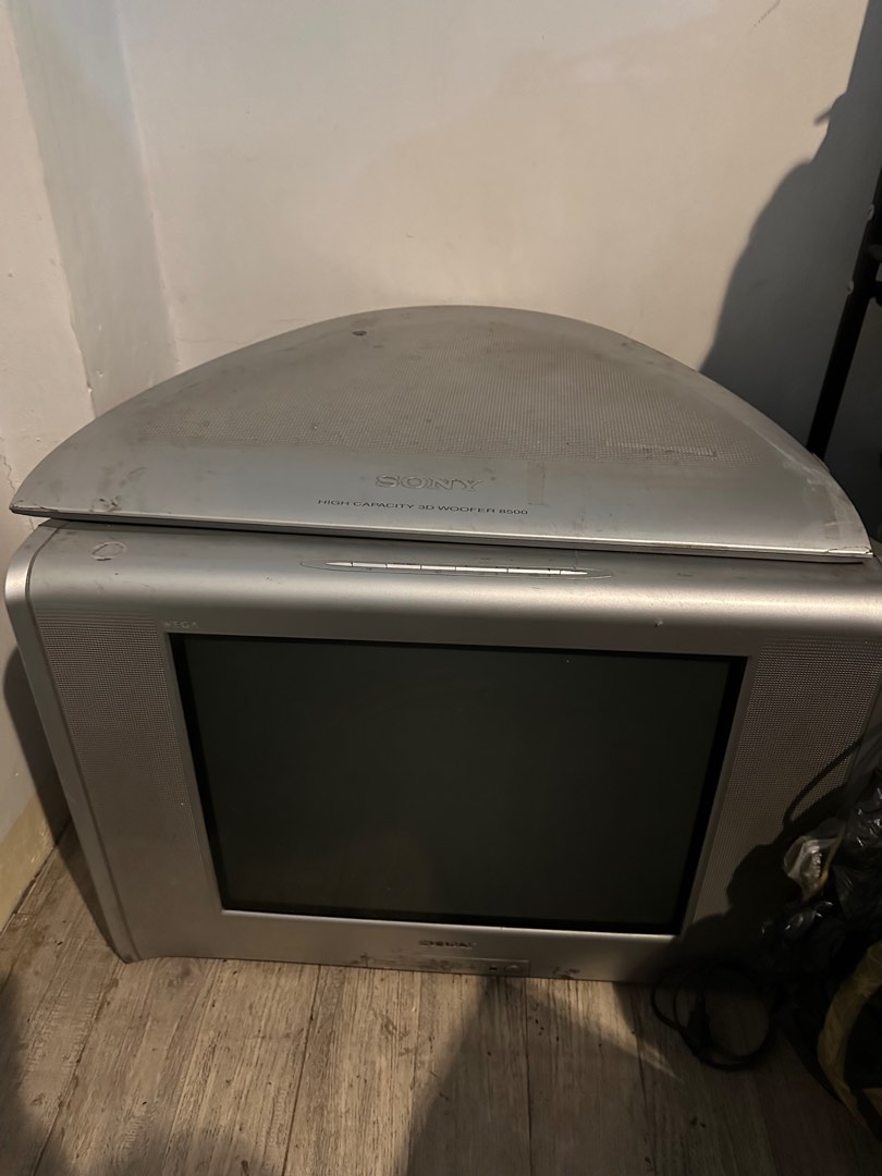 Sony Trinitron Wega TV (High Capacity 3D Woofer 8500), TV & Home ...