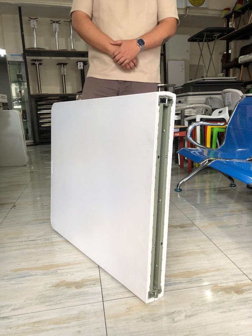 Sumo ST-7230F Fold-in-Half Top Rectangular Folding Plastic Table ...